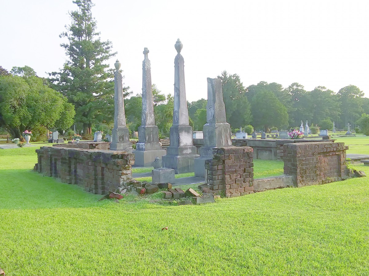 Cemetery Walking Tours Coming In October – The Greenville Standard